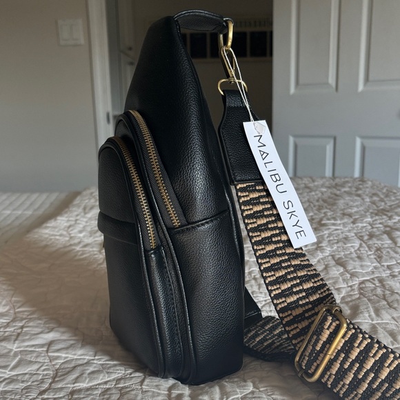 Malibu Skye | Bags | Malibu Skye Side Sling Bag | Poshmark